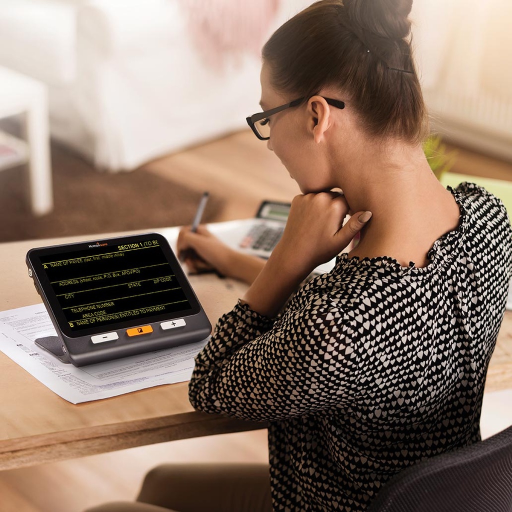 Exploré 8 une loupe électronique avec un écran de 8 pouces - Accessolutions